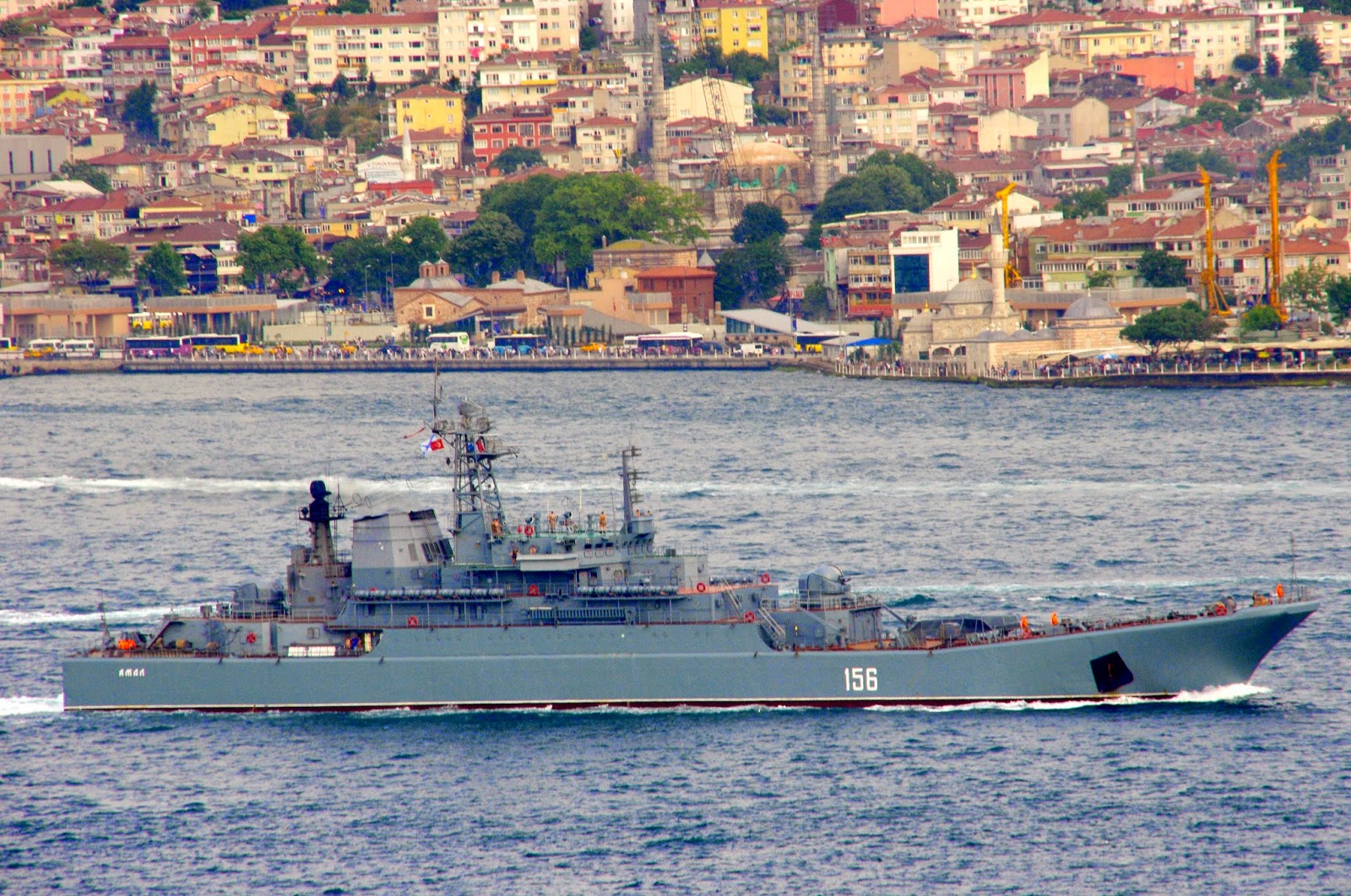 WARSHIPS ON THE BOSPHORUS: 156 YAMAL- RUSSIAN ROPUCHA CLASS AMPHIBEIOUS ...