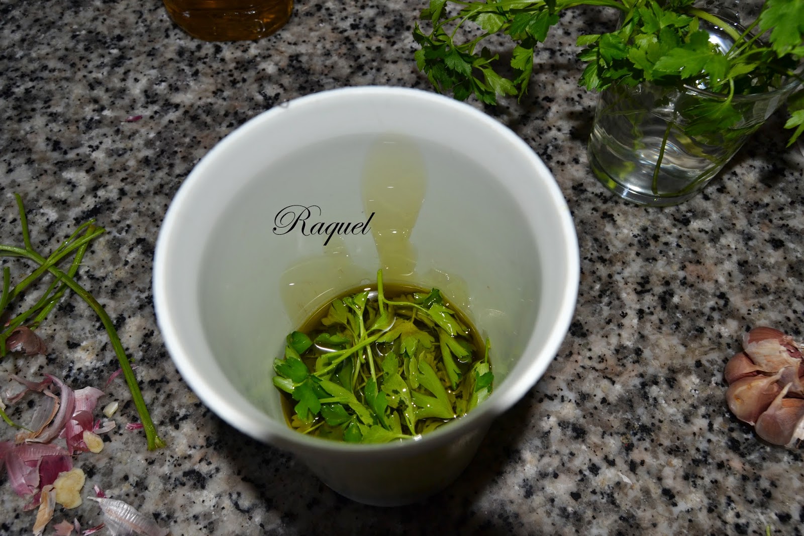 Mi Diversión en la cocina: Salsa de Aceite Ajo y Perejil