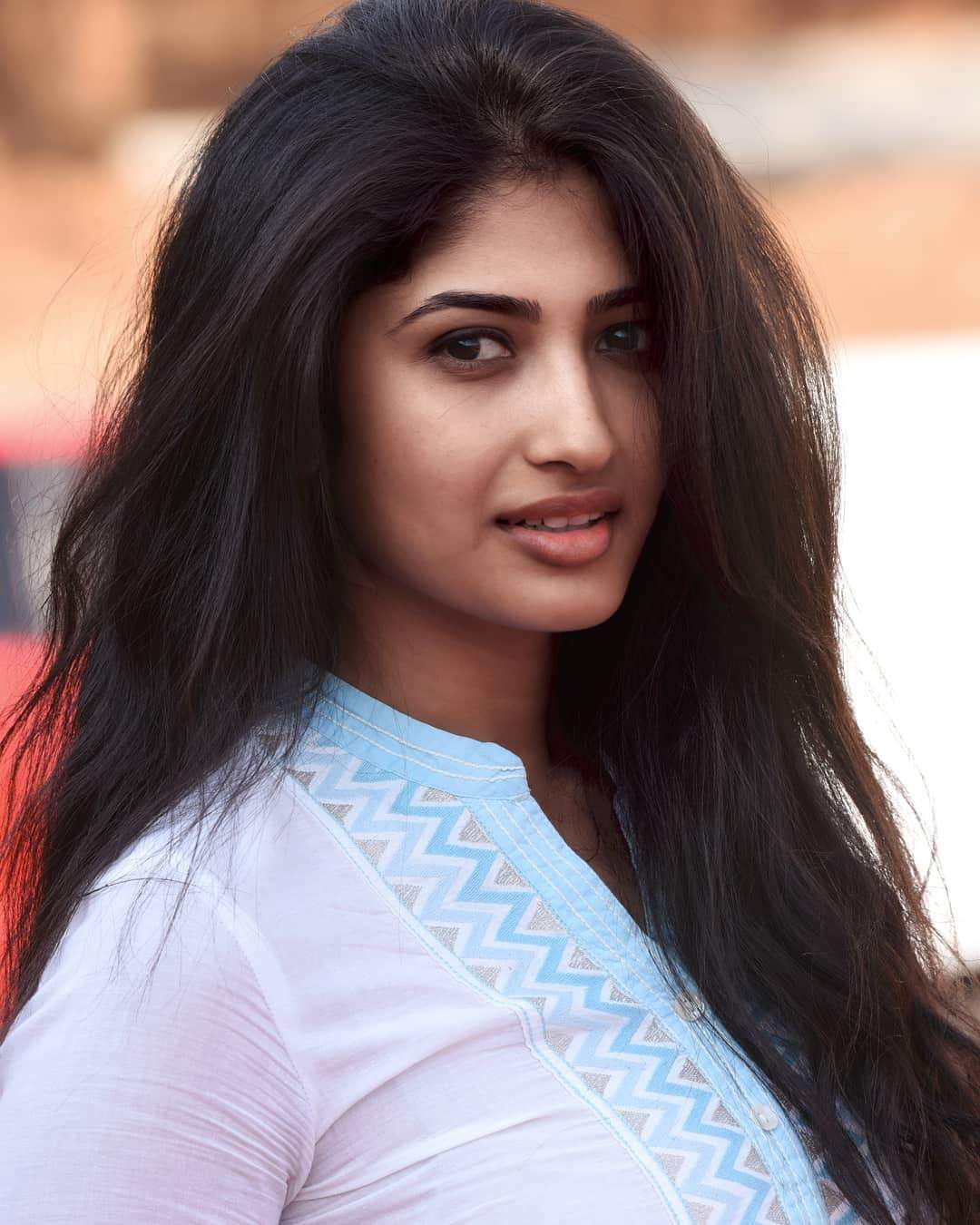 Actress Roshini Prakash Latest HD Photos and wallpapers - Cantik Sexy Hot
