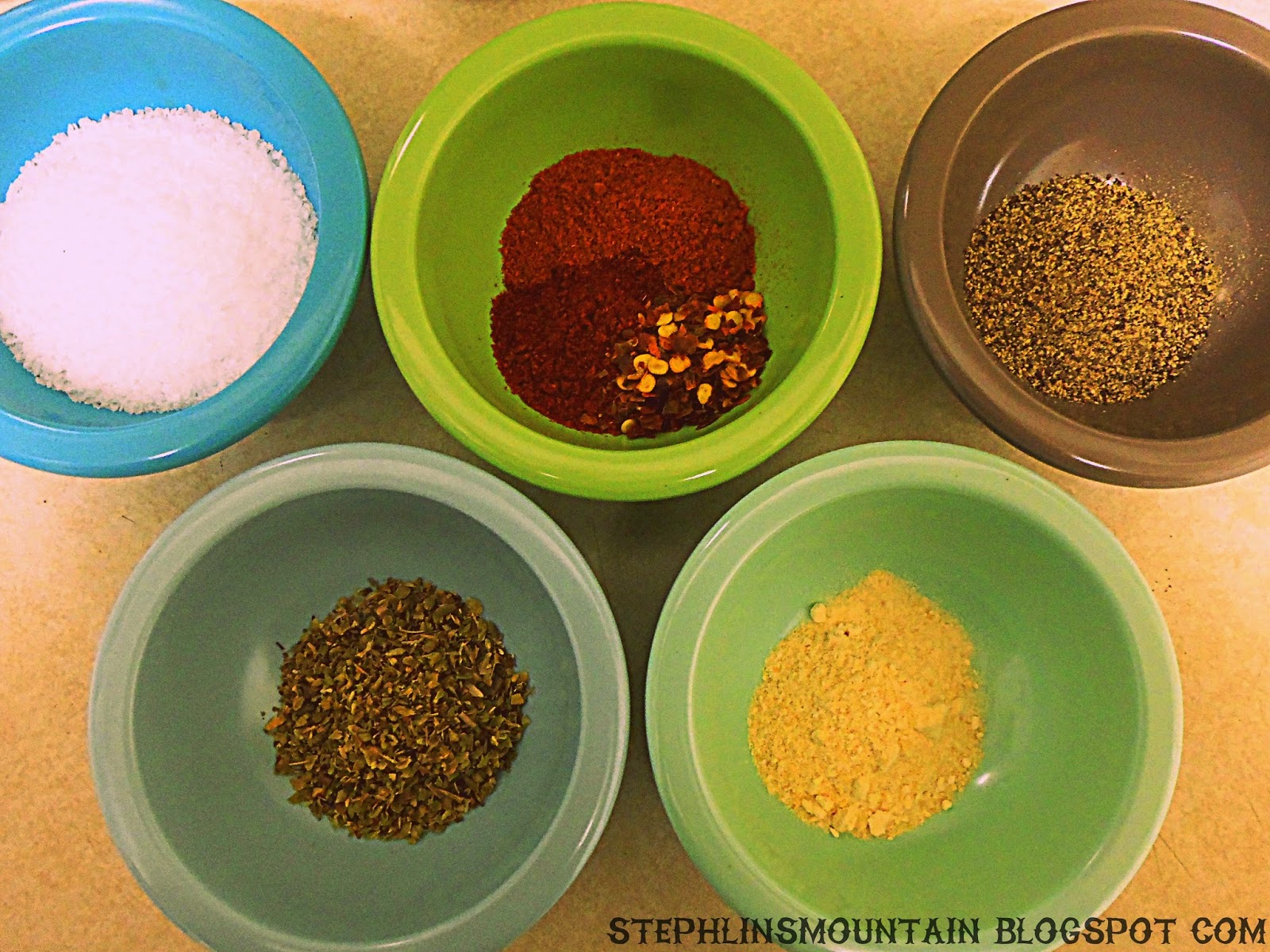 Stephlin's Mountain: Make Your Own (Ragin?) Cajun Spice!