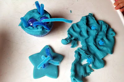 Mom's Tot School: Learning about Blue!