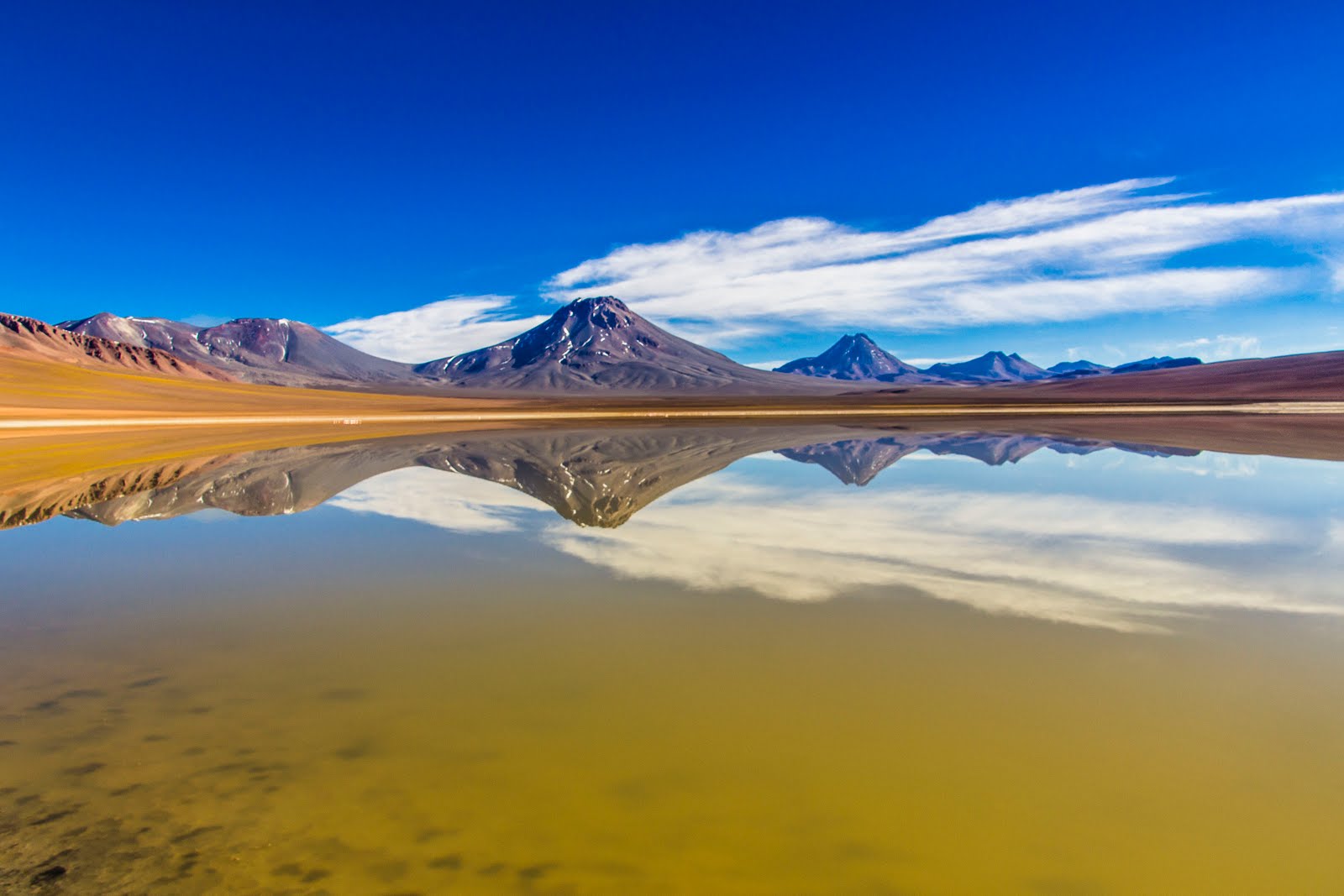 Trekking Ascensión al Volcán Lascar 5.592m (San Pedro de Atacama ...