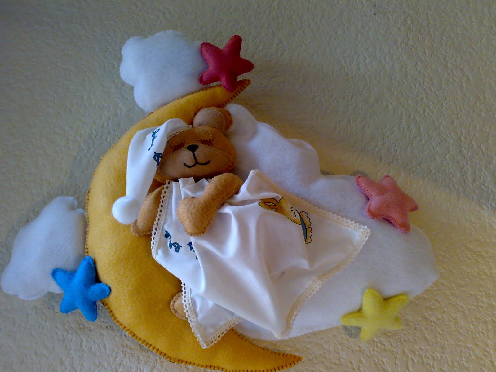 CREACIONES LUZMA: Osito dormilón de fieltro