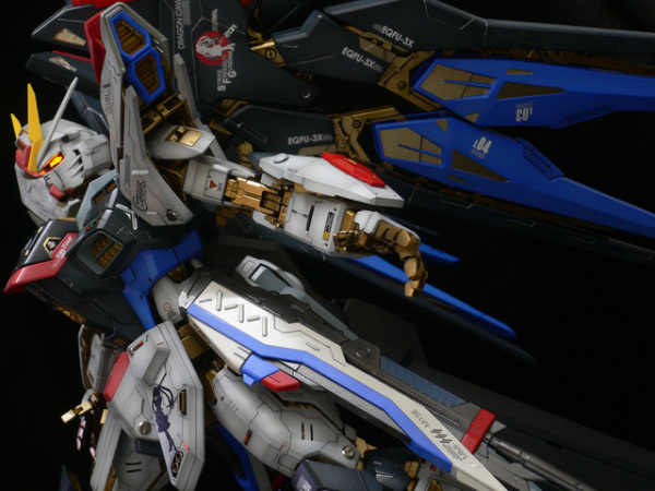 PG 1/60 Strike Freedom Gundam Custom Build
