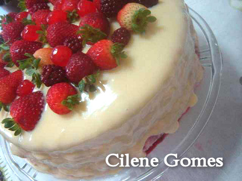 Culinária-Receitas - Mauro Rebelo: Bolo de Frutas Vermelhas