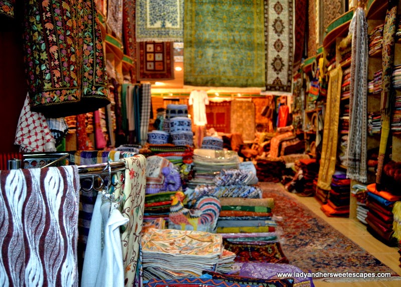 Oman: Meandering in Mutrah Souq | Lady & her Sweet Escapes