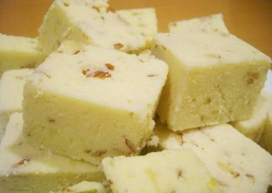 How To Make KHOYA MITHAI Recipe - Ratta.pk