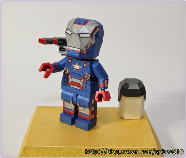 YOBEE'S LEGO MINI-FIGURE PAPER CRAFT: Lego Iron-Patriot Paper Craft