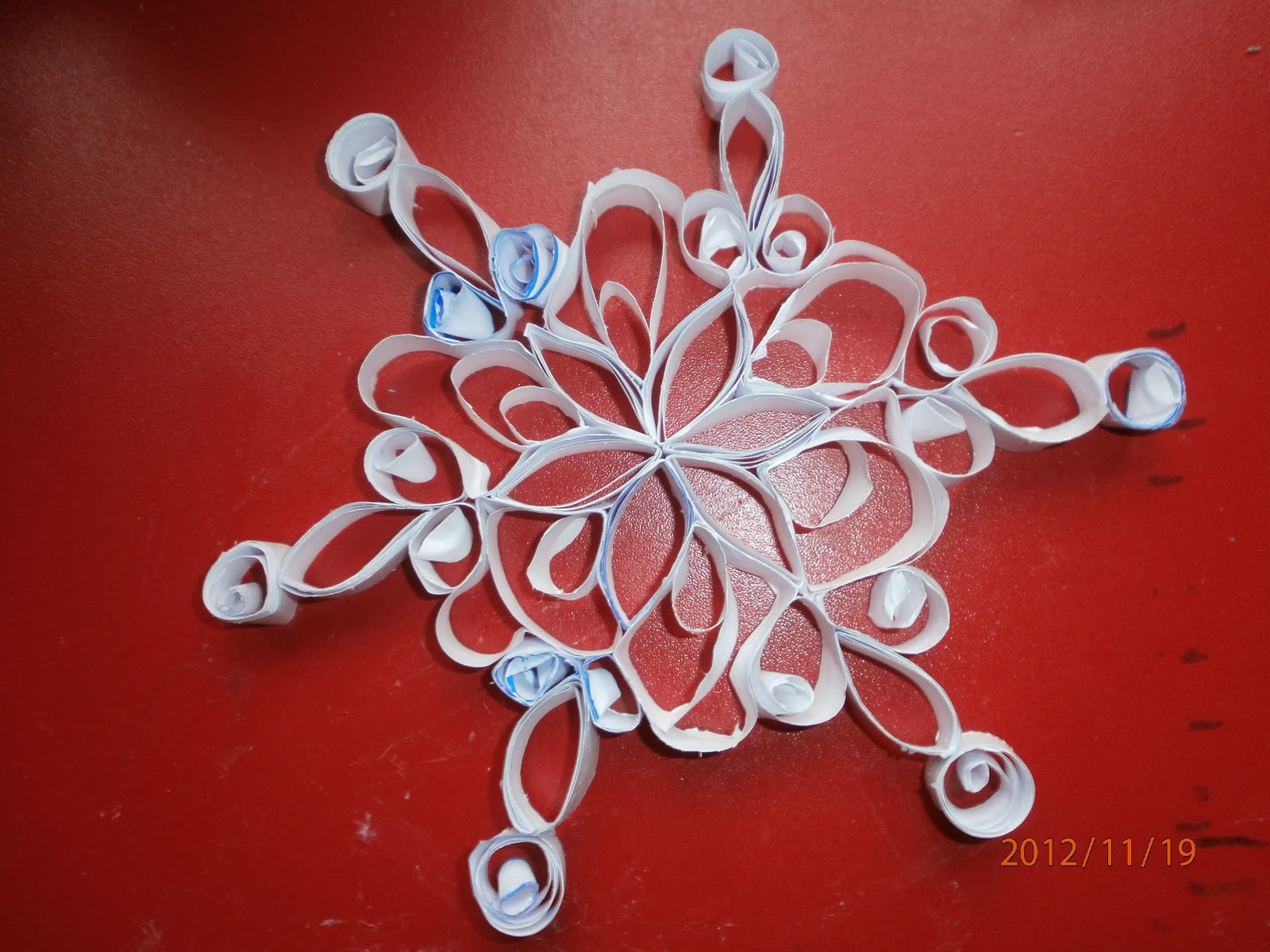 Model de FULGI de nea din HARTIE - 77 :: Fise de lucru - gradinita si ...