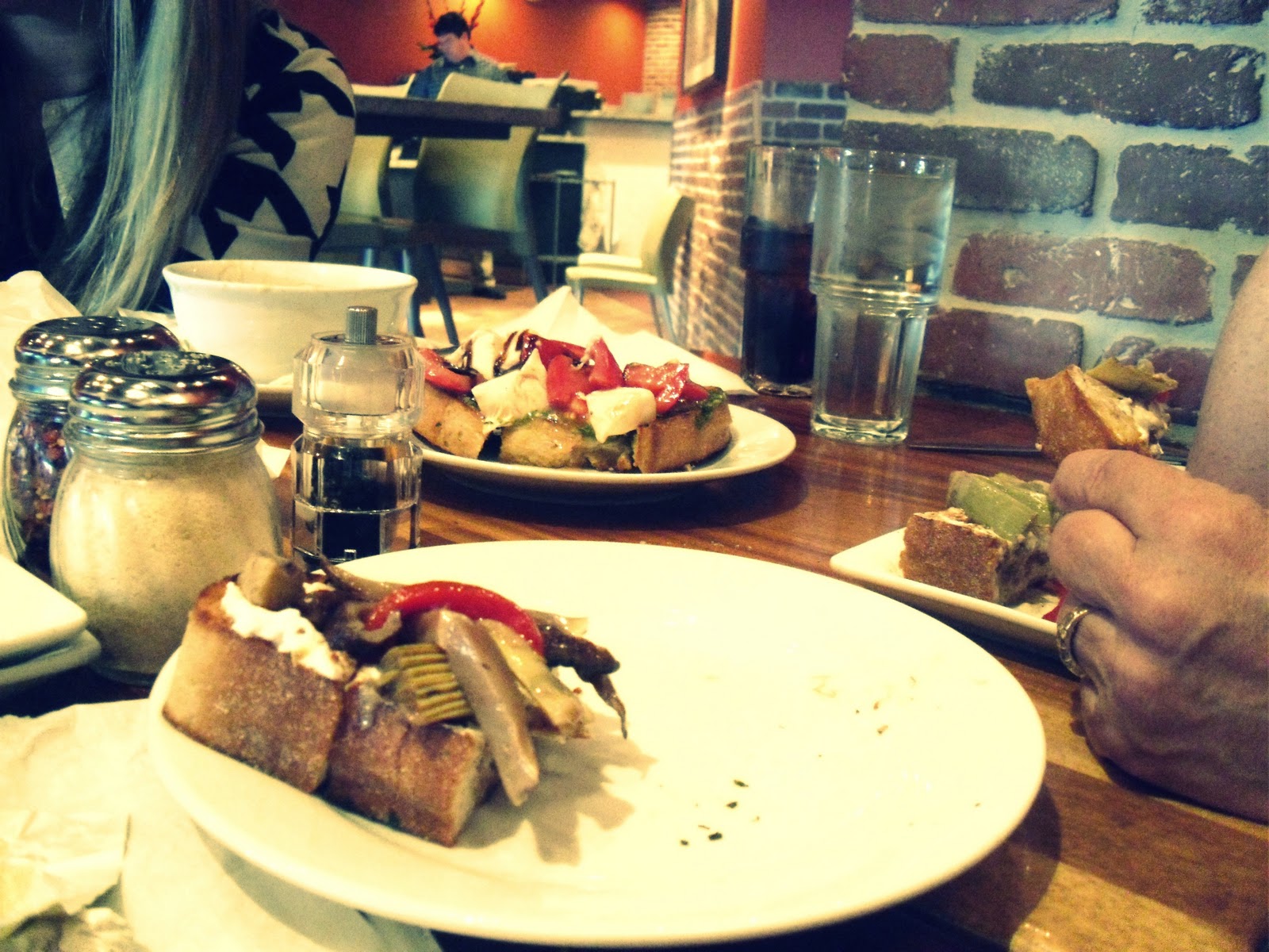 Forever Youngbergs: "Scratch That. Reverse It"