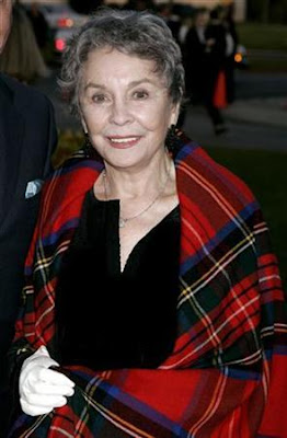 Caftan Woman: 90 YEARS OF JEAN SIMMONS BLOGATHON - Murder, She Wrote ...