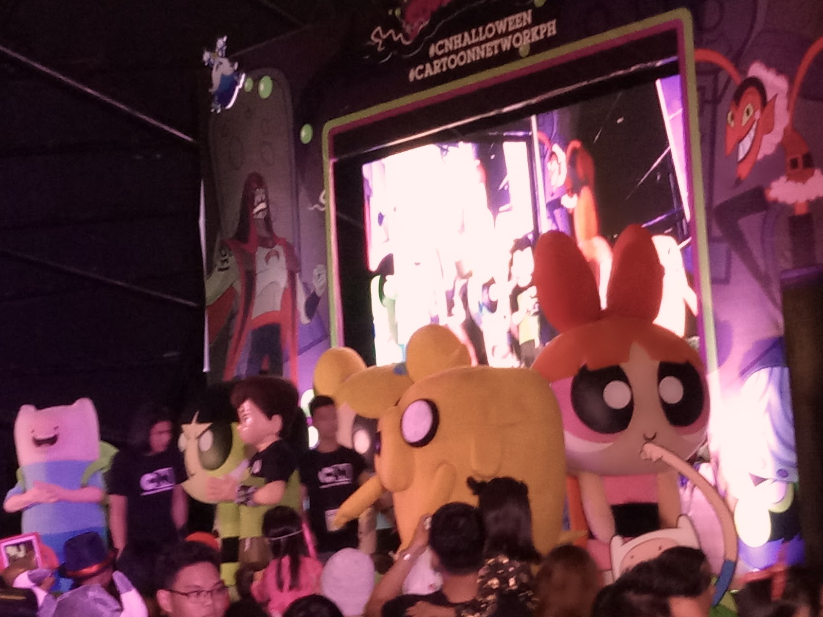 Mad Cartoon Network Halloween