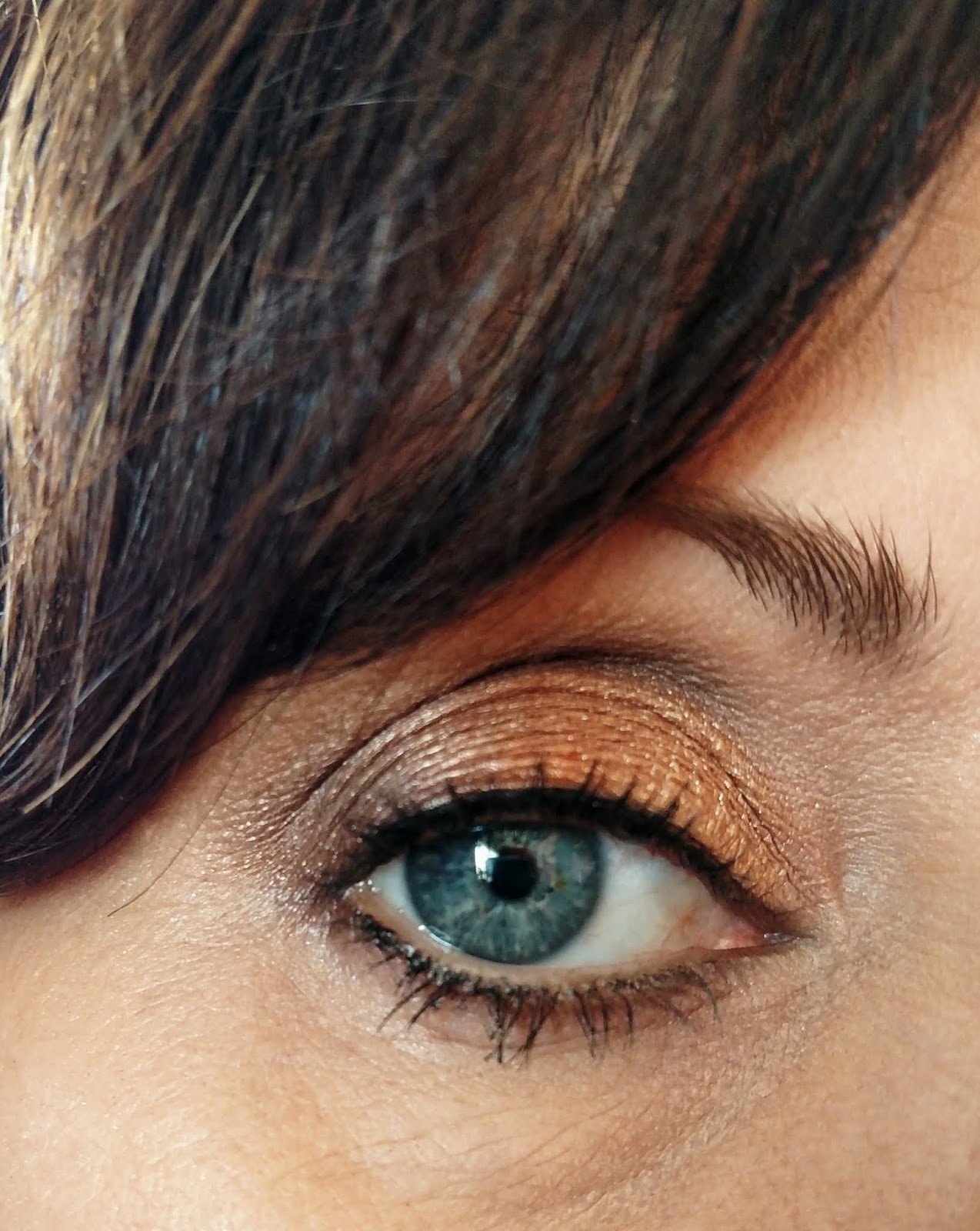 Pantone Color of the Year 2019: Living Coral, Coral Youngblood Makeup ...