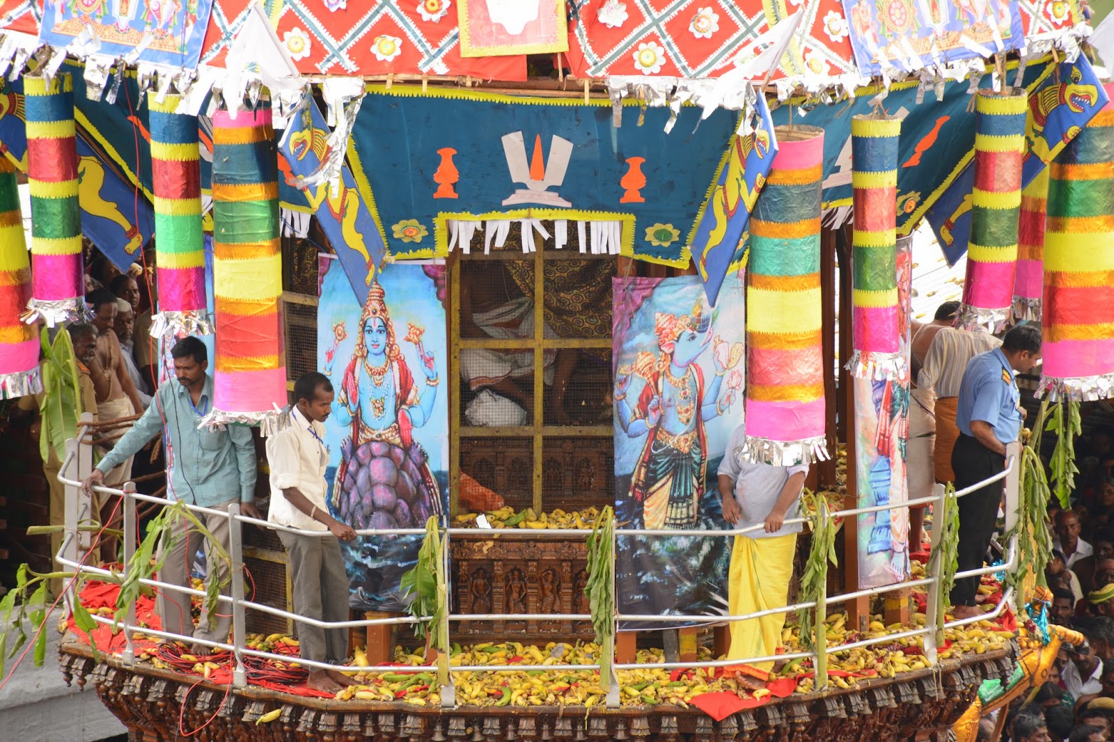 Our Travel Tales: Karamadai Car Festival