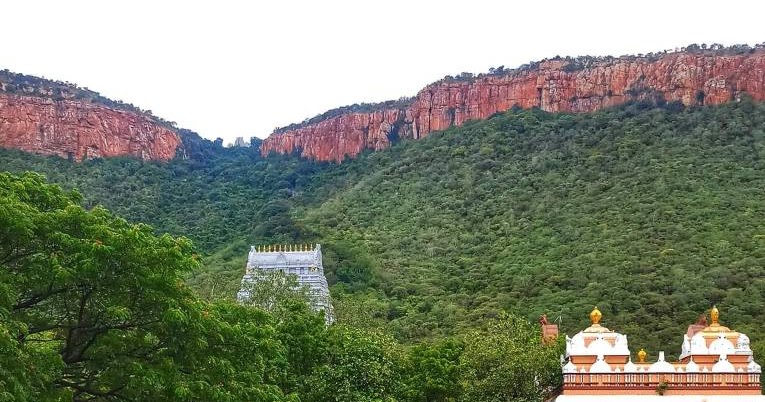 Hindu Temples of India: Alipiri Pathway, Tirumala, Tirupati, Andhra Pradesh