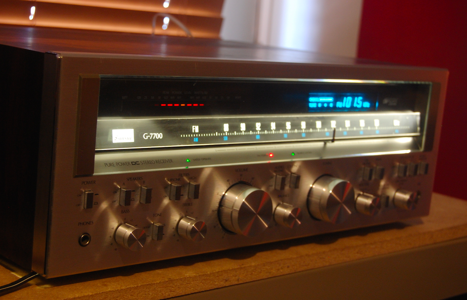 Vintage Hi-Fi Audio Restorations: Paul's Sansui G-7700 Receiver