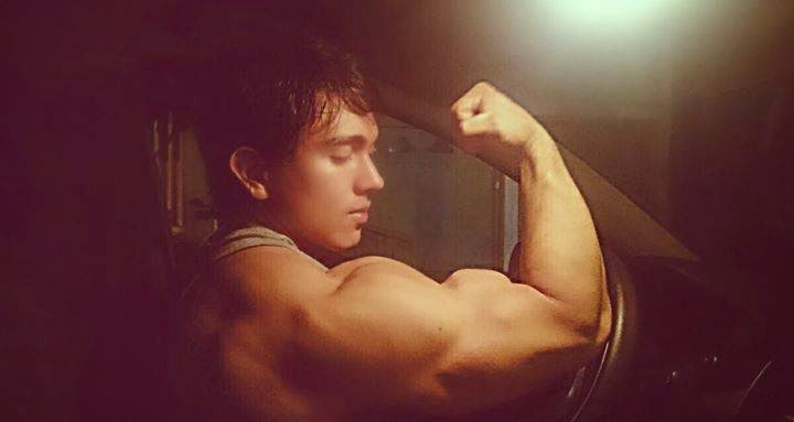 Daniel Roman - Male Fitness Model | Bodybuilding and Fitness Zone