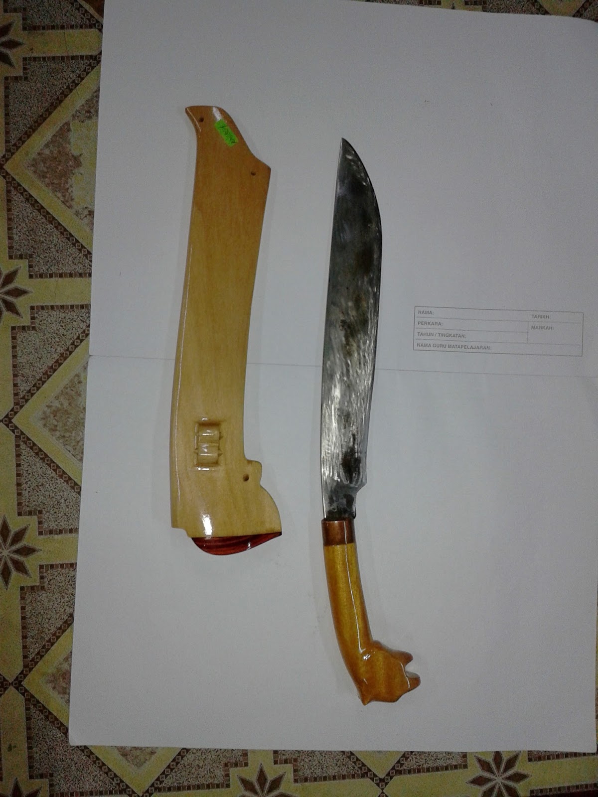 Parang Tamman. Pertukangan Hulu dan Sarung parang.: February 2013