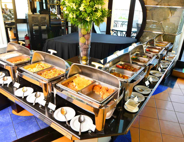 What's in MNL?: Buffet Breakfast at VIVERE Skylounge for P550 (valued ...