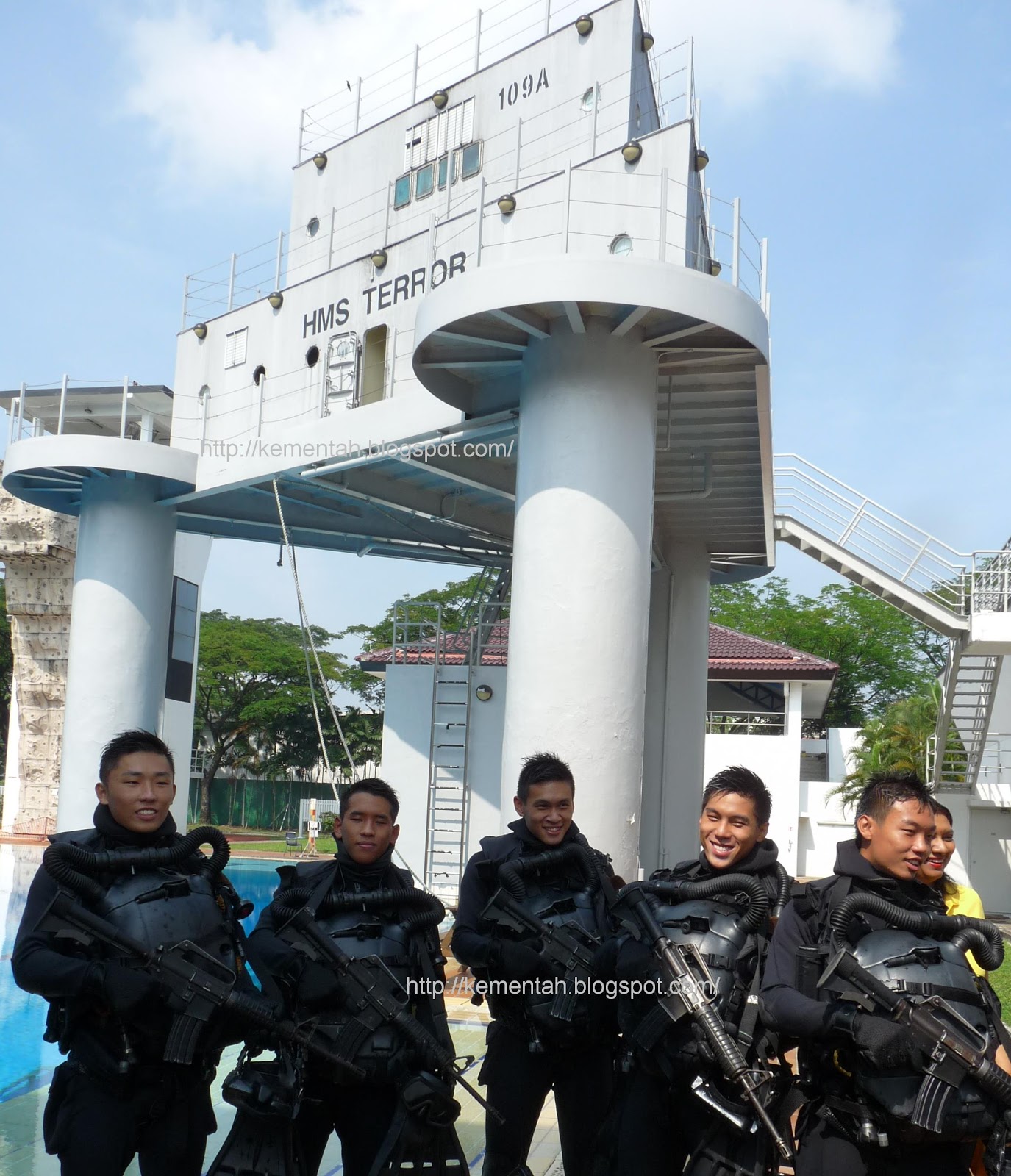 Senang Diri: Show-and-tell at the Republic of Singapore Navy's (RSN ...