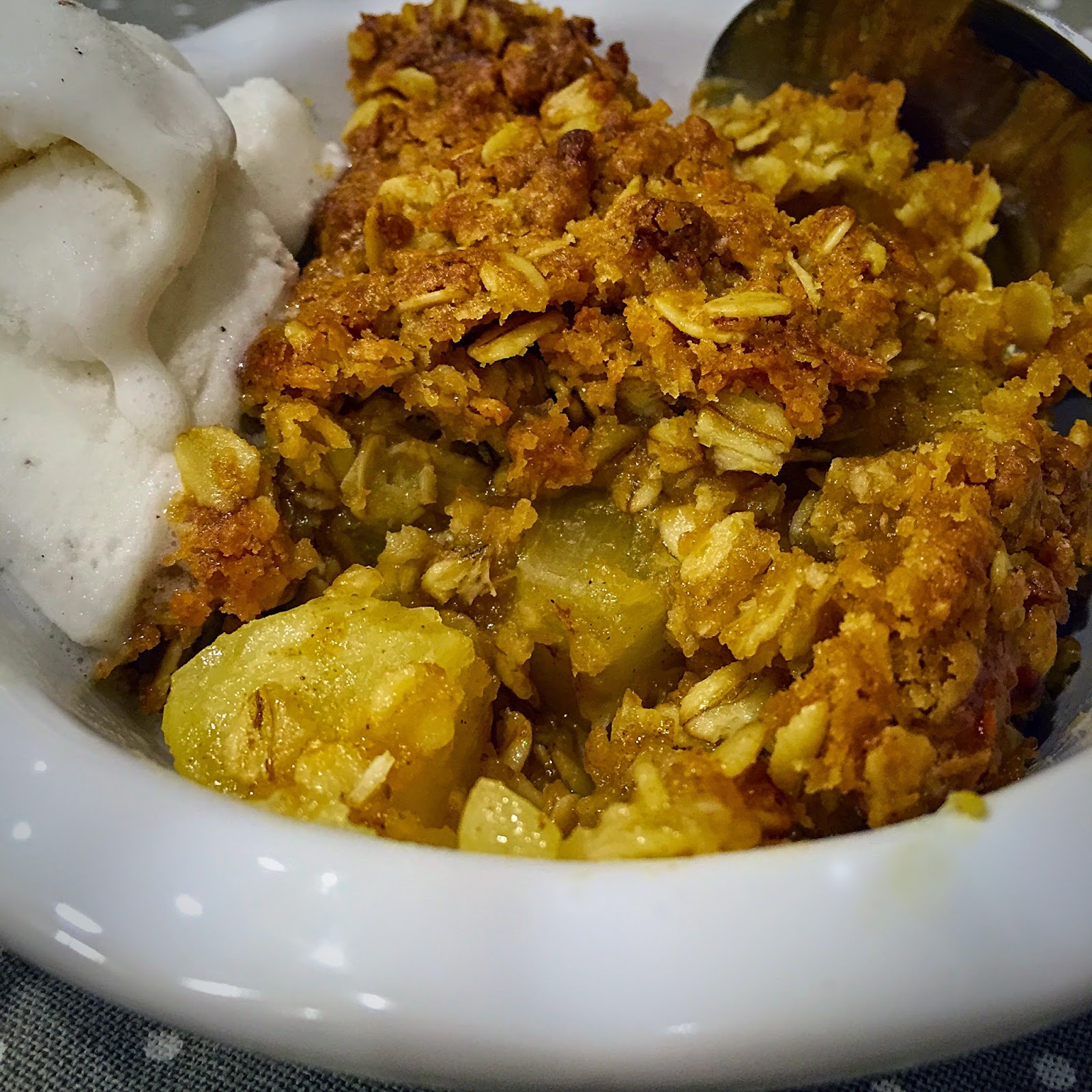 Pineapple Crumble Recipe - Crumble With A Twist - Eat.Love.Live