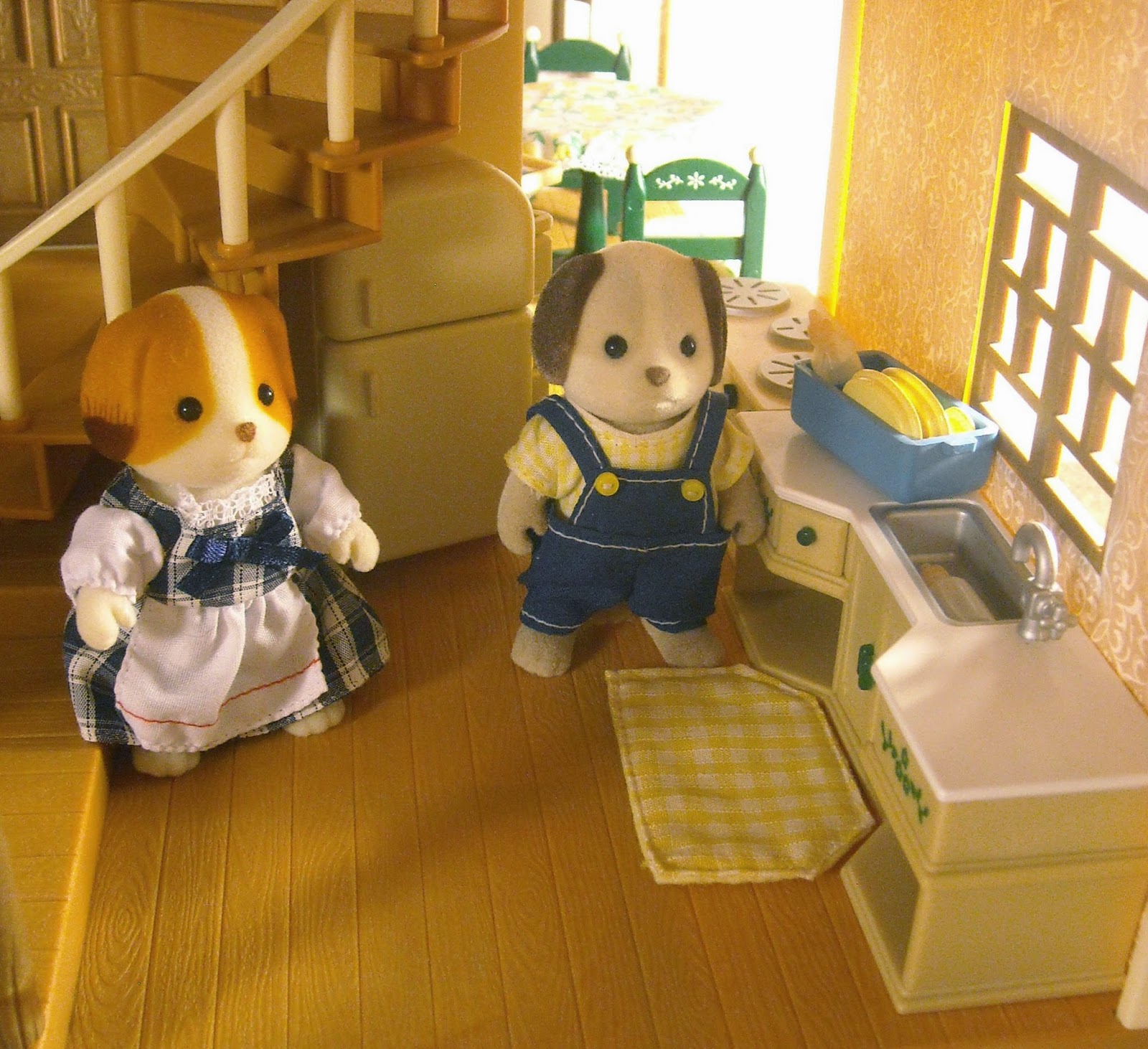 It's a Toy Blog: Calico Critters: Deluxe Village House