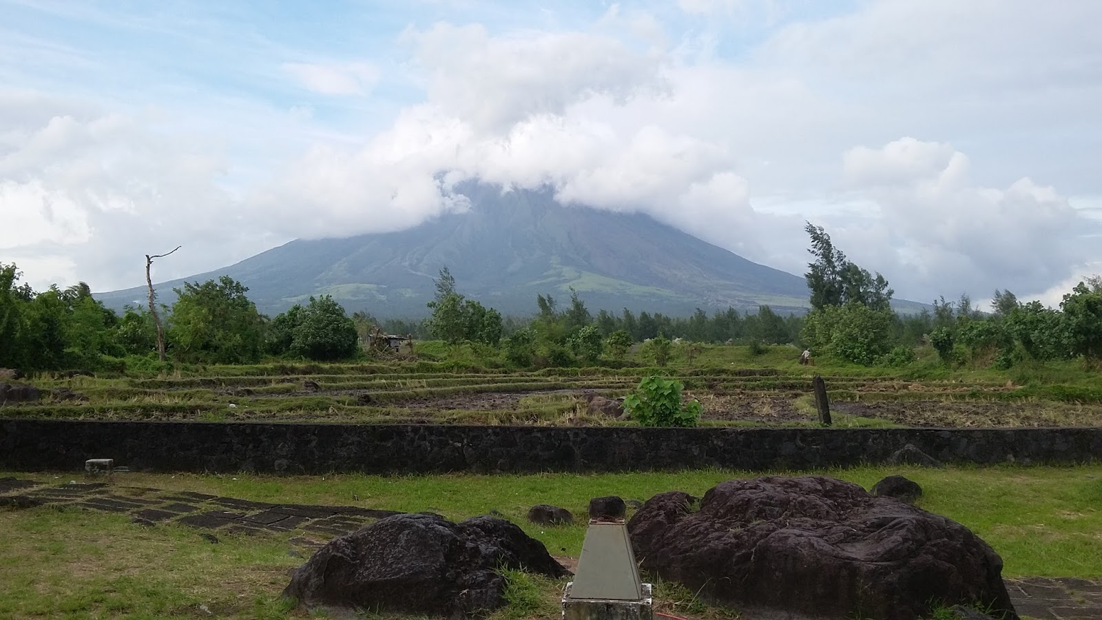Tara...Let's go...: What to see and do in Daraga, Albay Philippines