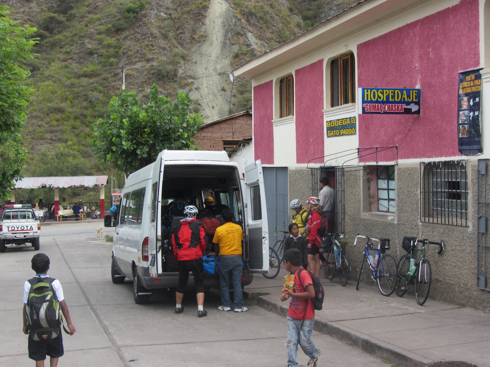 Lucky Old Sun: Peru Tour Day 2 Limatambo to Abancay