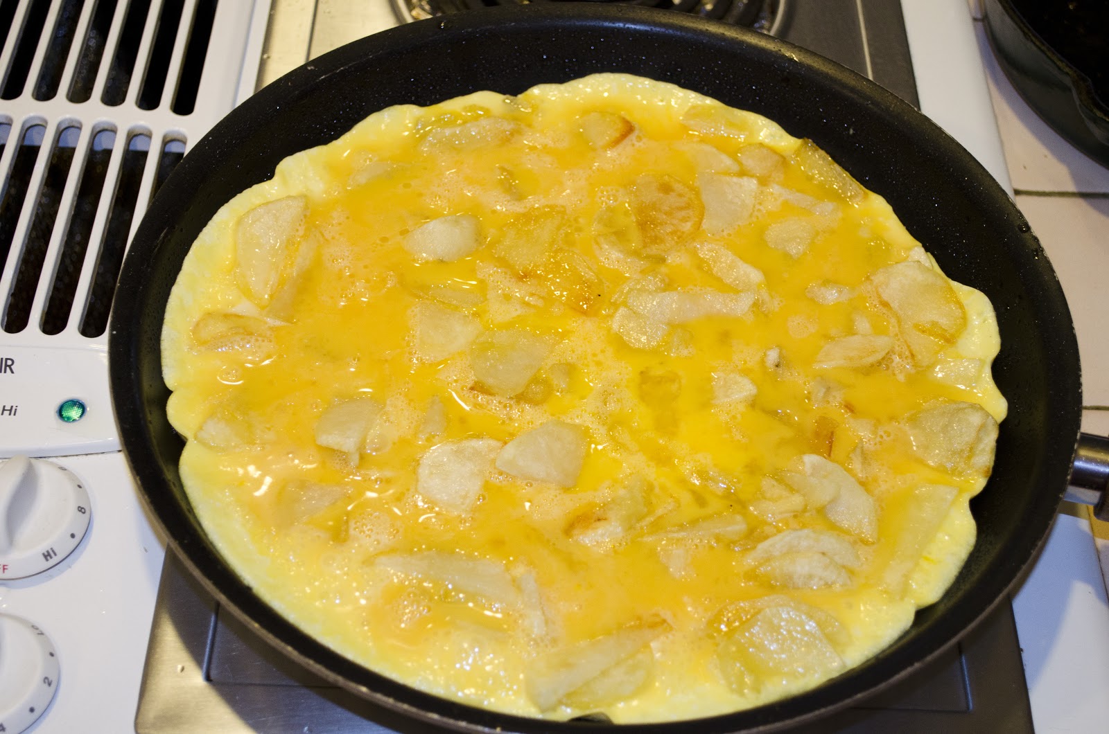 TORTILLA DE PAPAS-Potato Omelet | mmmm...Cuba