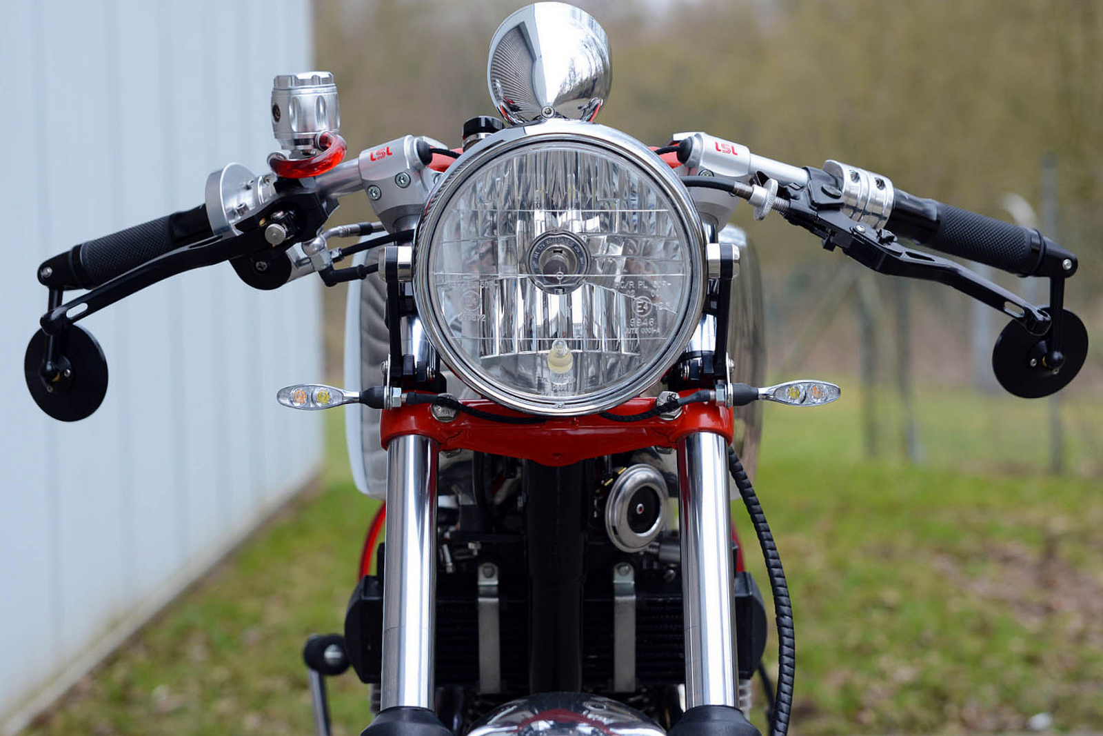 Triumph T 150 - RocketGarage - Cafe Racer Magazine