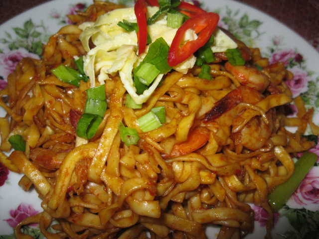 Mee Sanggul Goreng