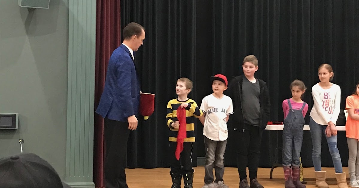 Lindy's Homeschool: Plugging Right Along