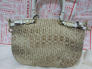 MAD FOR COACH: Coach Madison Gathered Signature Sophia Satchel (Style ...