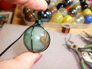 A W Jewelry: How to wire wrap a marble
