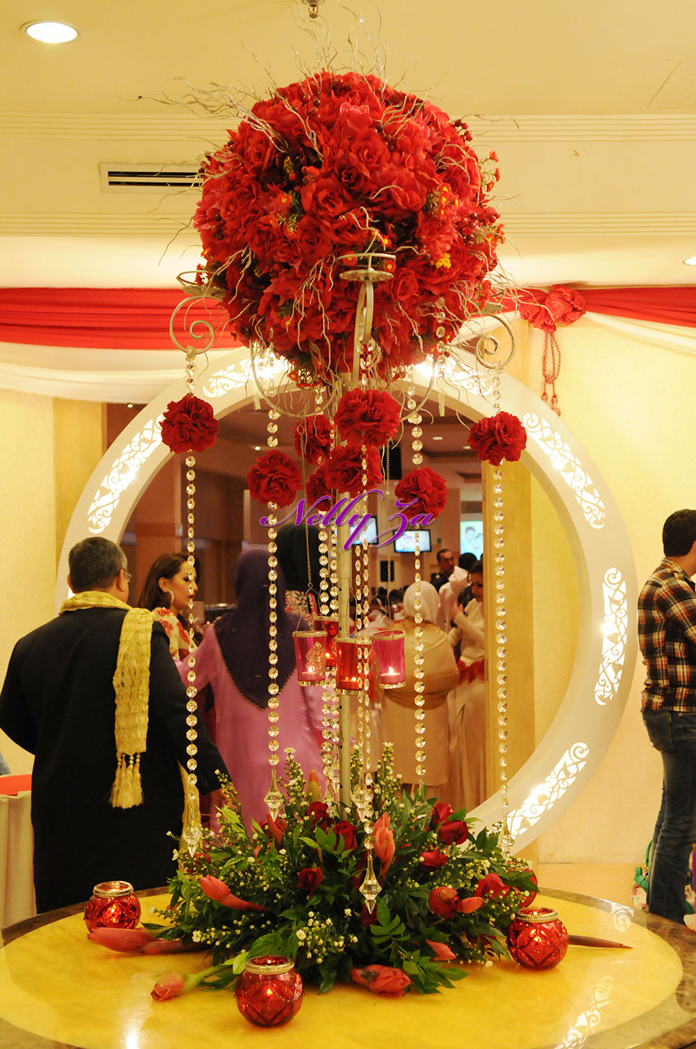 Butik Pengantin Nelly Za: Pelamin Terkini!! Tema Bollywood..