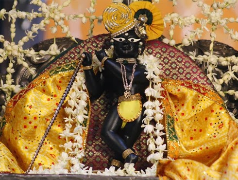 Radha Raman Temple Vrindavan | Latest Krishna Wallpaper and Krishna ...