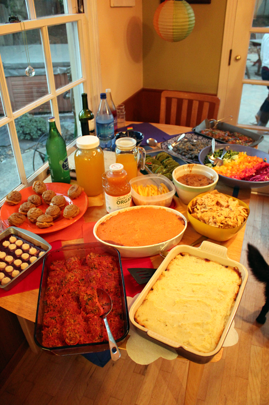Vegan Eats and Treats!: Return of the Double Rainbow Potluck!