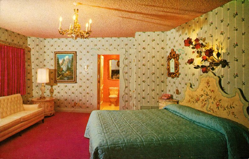 45 Cool Pics That Show Interior of the Madonna Inn, California in the ...