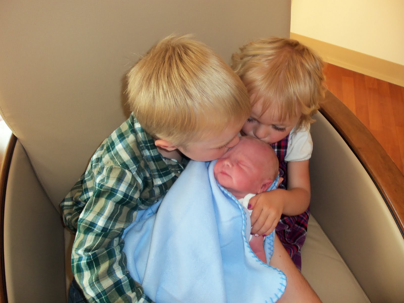 The Mackleys: Baby Cale