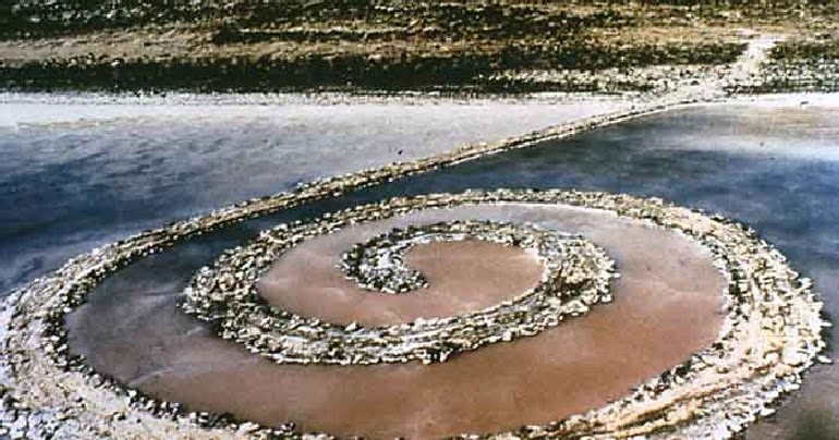 Um pouco sobre Land Art ou Earth Art.