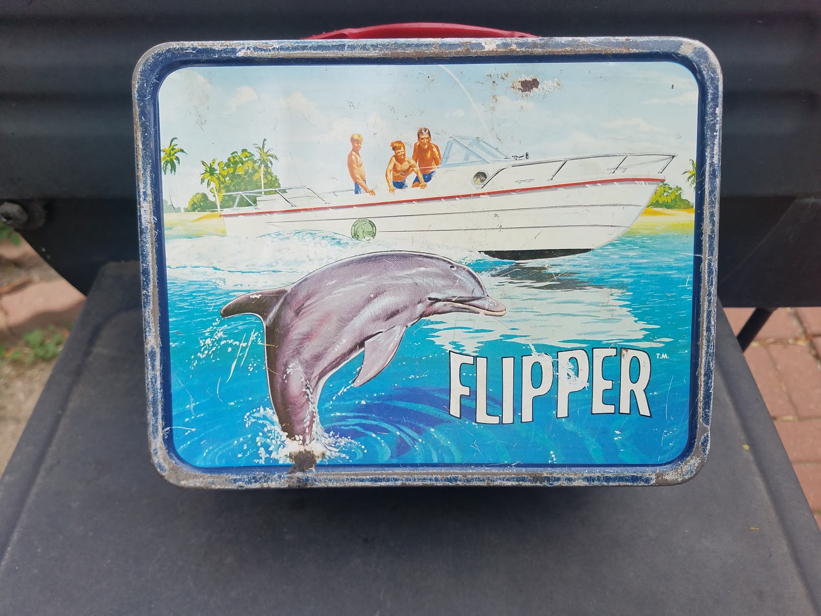 The Retro Dad : 1966 Flipper Lunch Box by Thermos