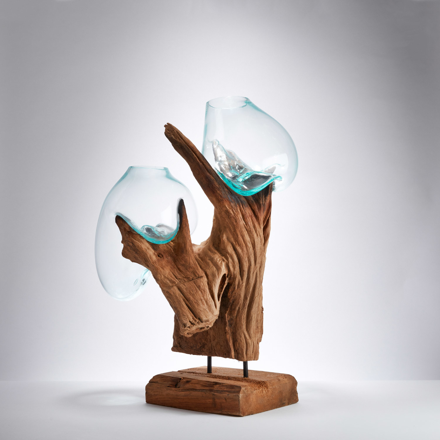 Wood vs Glass art objects by WhatIC2