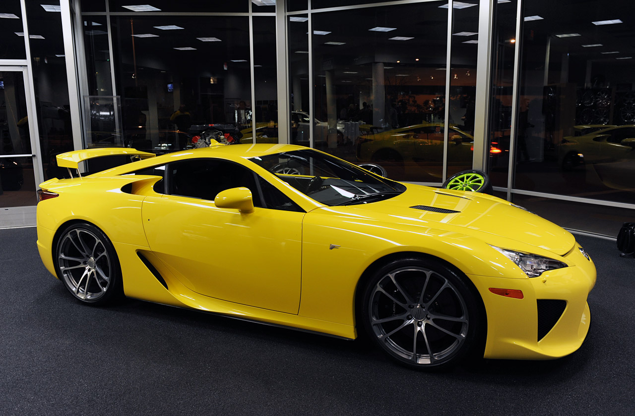 Amazing And Dashing Car Wallpapers In HD