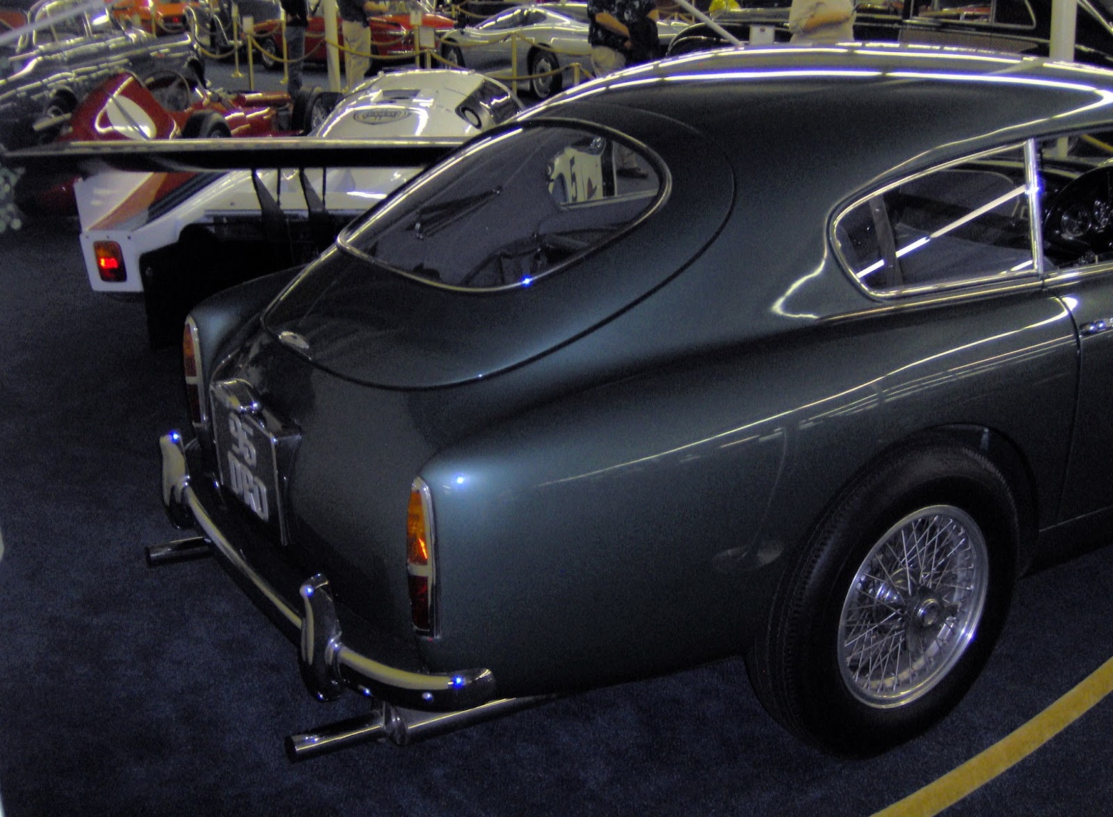 TOTAL CARRO-ASTON -aston-martin-db-24-mark-iii