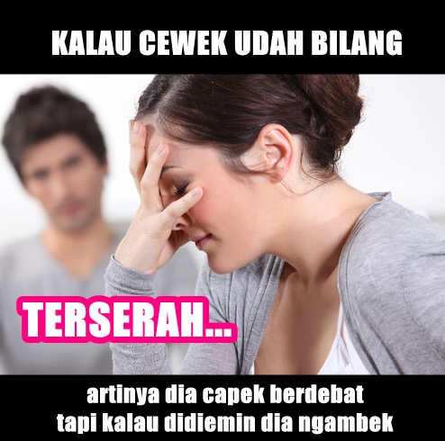 10 Meme 'Debat Sama Cewek' Ini Lucunya Bikin Gregetan Para Cowok