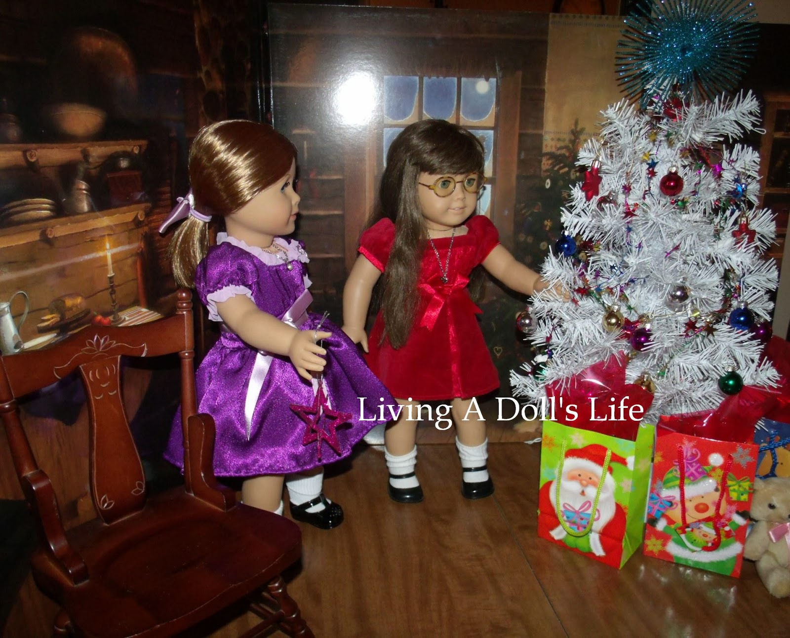 Living A Doll's Life : Our Dolliday Tree