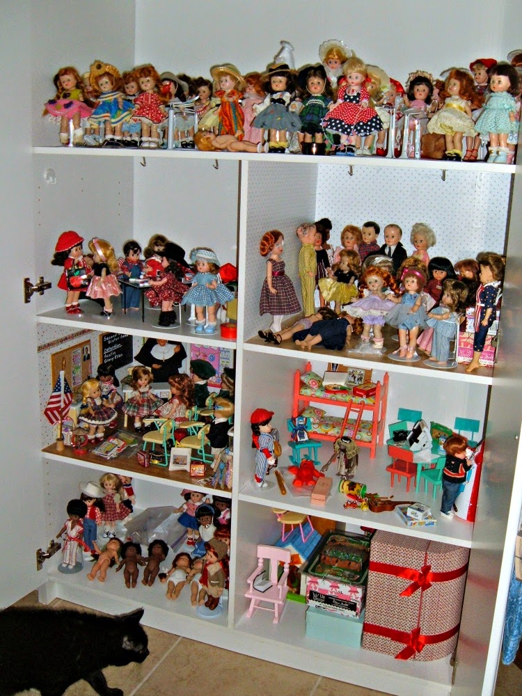 DayDreamnWorld: Doll Room Reveal...