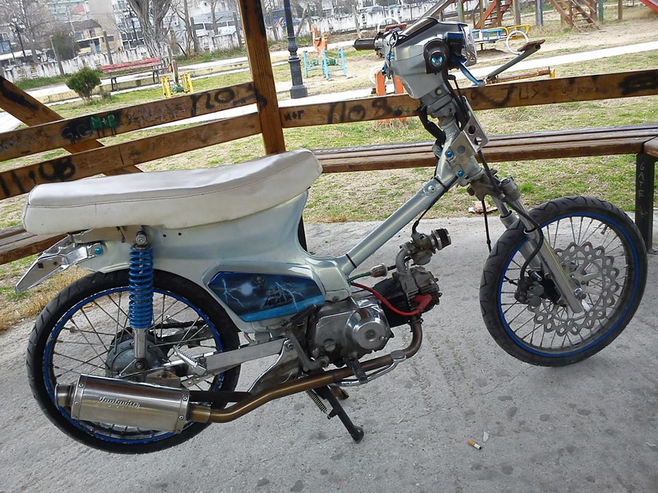 Mikrowio me dio rodes: Honda Glx