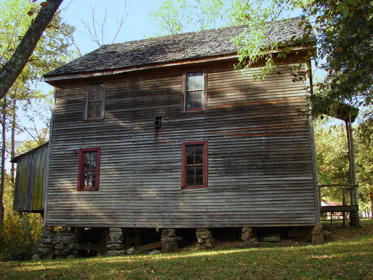 Expeditions by Tricia: HISTORIC BOXLEY GRIST MILL