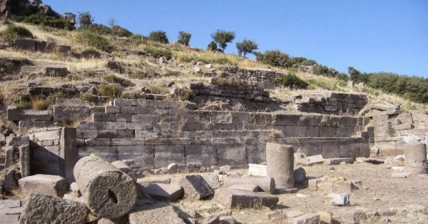Η αποκάλυψη του Βουλευτηρίου στην αρχαία πόλη της Άσσου - Ιδρύθηκε πριν ...